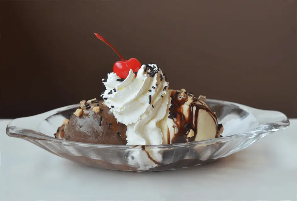 Homemade Ice Cream Sundae Ideas | Vintage Cooking