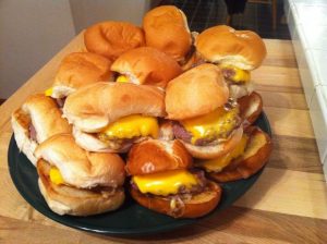 Easy Mini Slider Cheeseburgers - Vintage Cooking